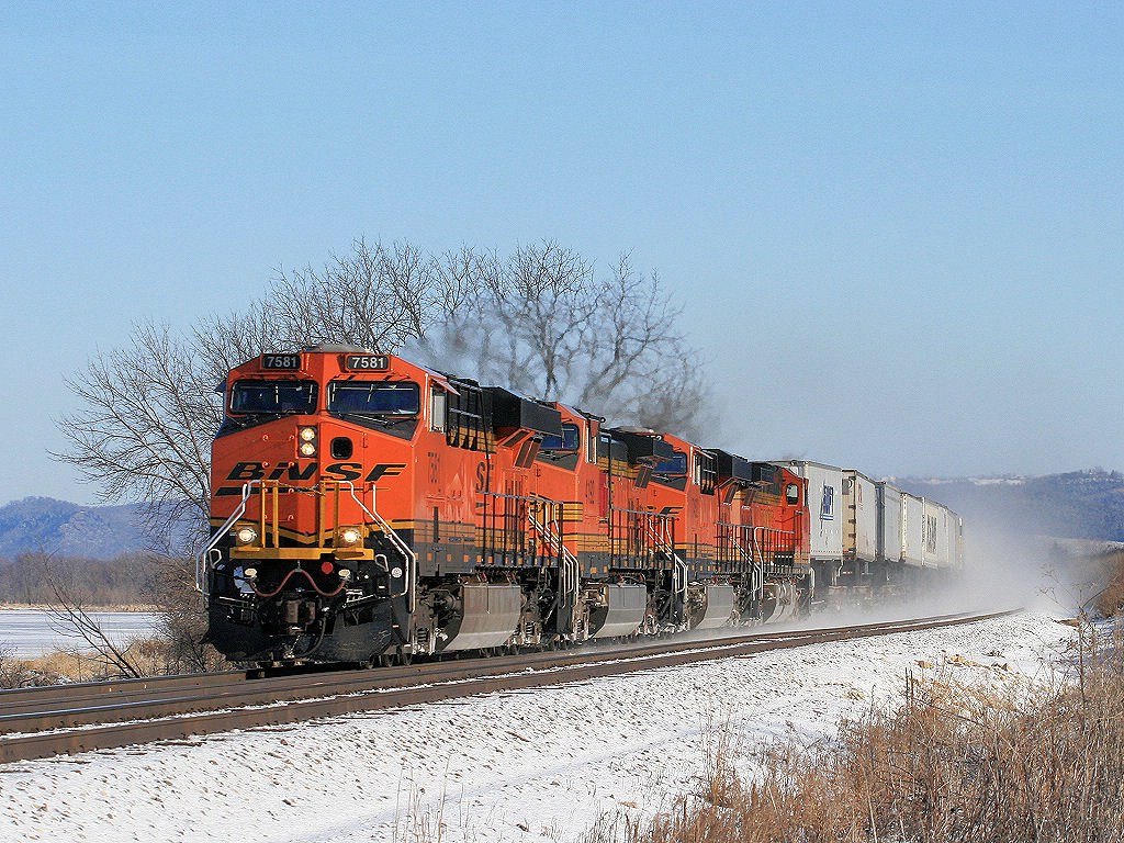 BNSF 7581
